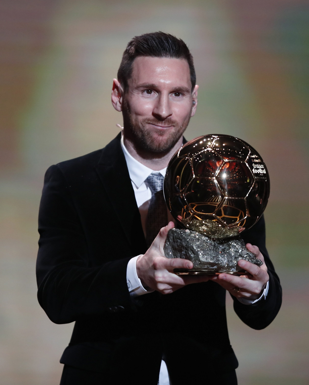 Leo Messi conquista il sesto Pallone d'Oro - laRegione
