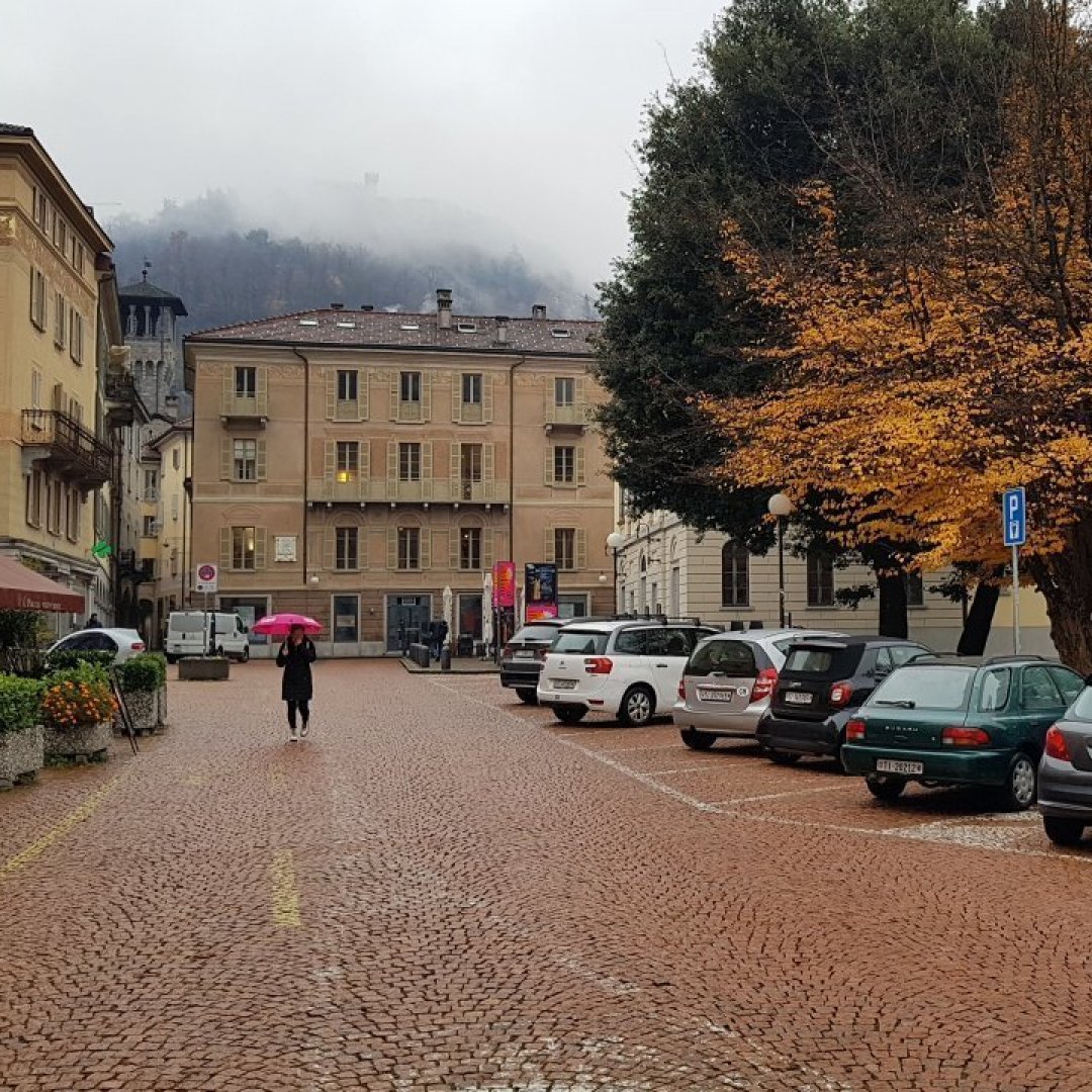 Esercenti e negozianti: ‘Bene l’autosilo sotto Piazza Governo’ | laRegione.ch